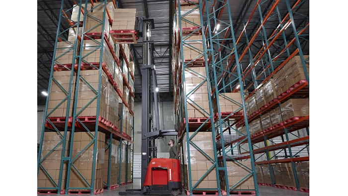 Industry’s Tallest High-Capacity Reach-Fork Truck From: Raymond ...