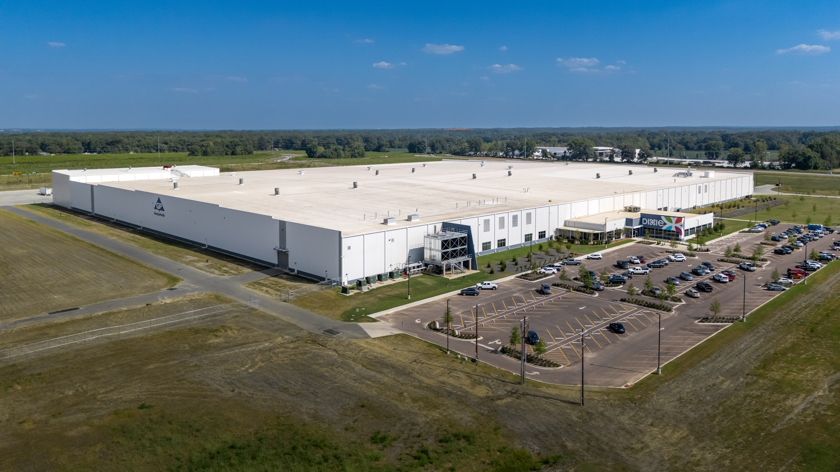 Georgia-Pacific Opens $425 Million Paper Plate Factory in Tennessee ...