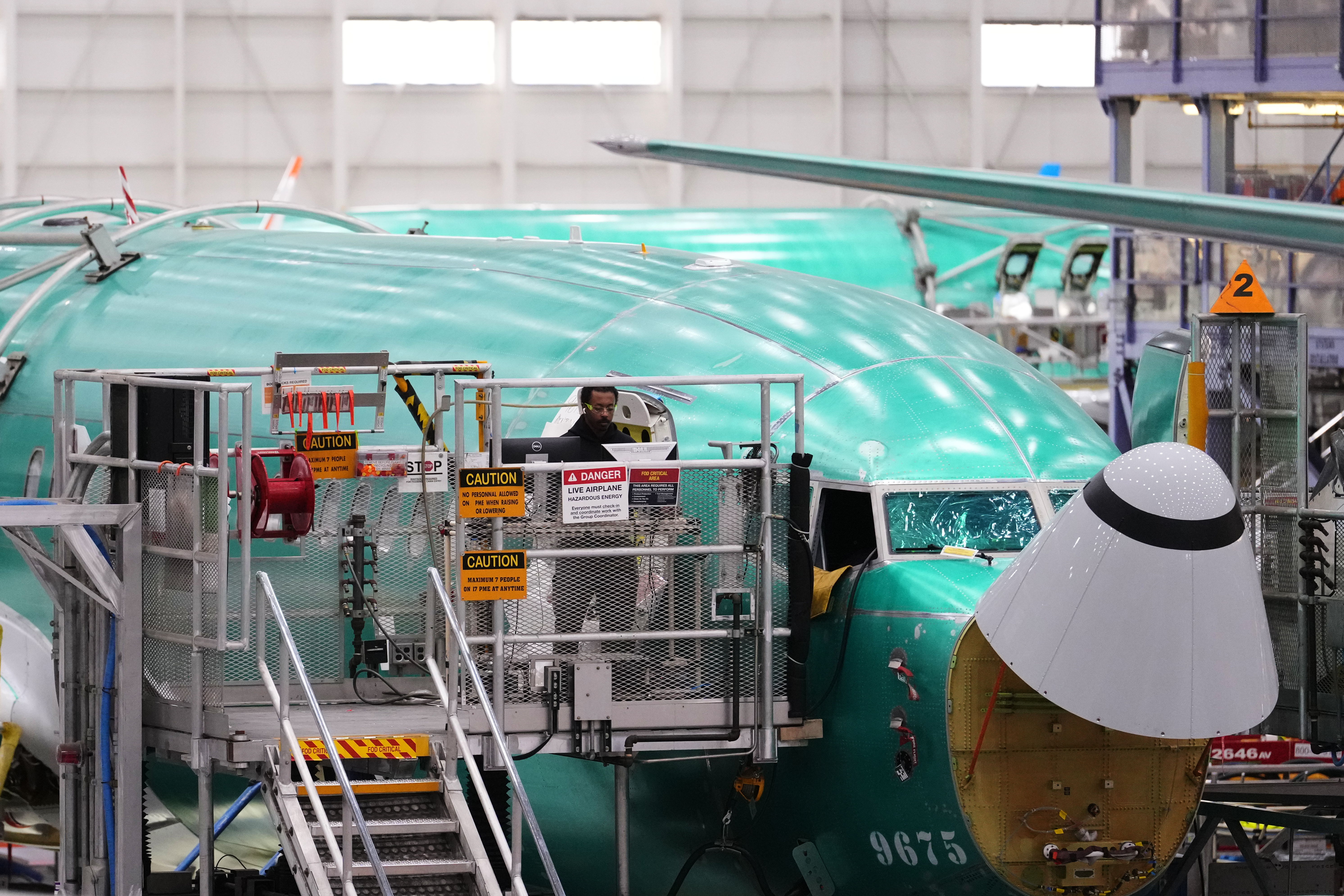 China to Buy 200 Boeing Planes; Deal Could Expand to 750 | Industrial ...